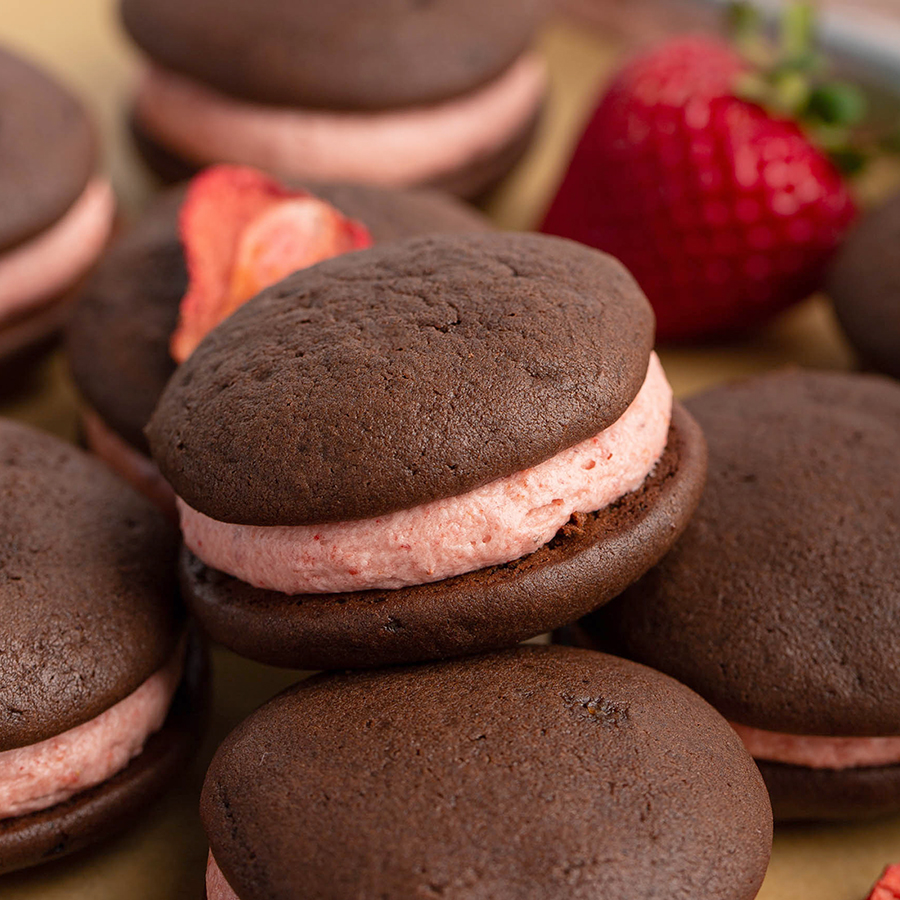 Chocolate Whoopie Pies with Strawberry-Rose Cream - The Missing Lokness