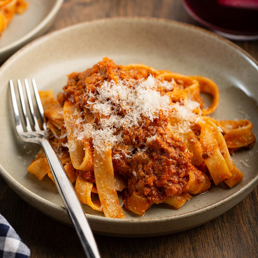 My Favorite Bolognese - The Missing Lokness